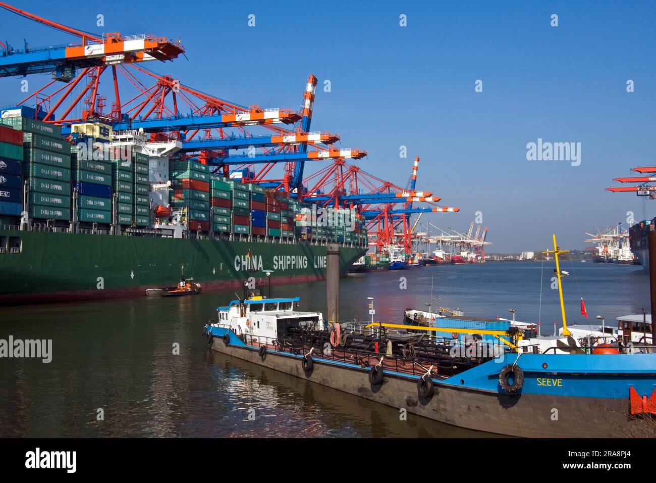 Container ships, shipping line, Eurokai container terminal, Port of ...