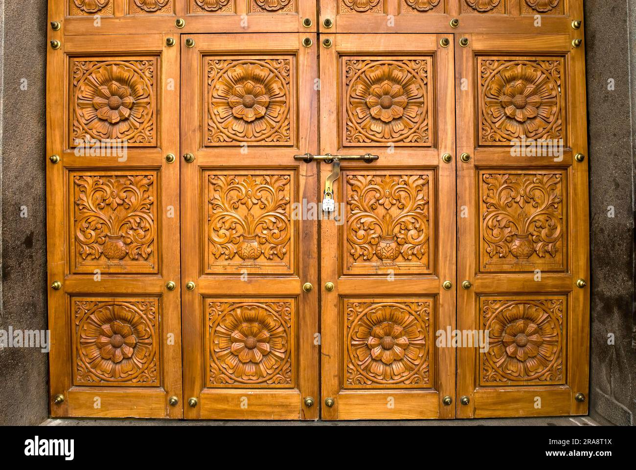 Temple door, Sundaravarada Perumal Vishnu temple in Uthiramerur near ...