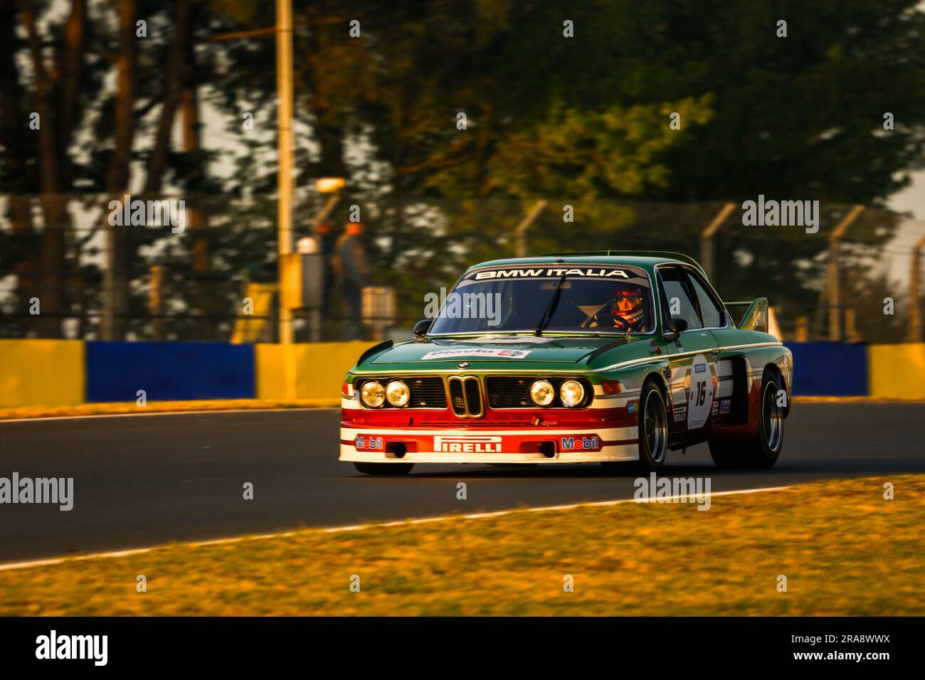 1975 le mans hi-res stock photography and images - Alamy