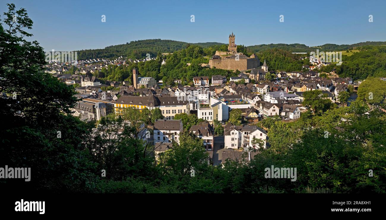 The town of Dillenburg with the Wilhelm Tower above the town, Hesse ...
