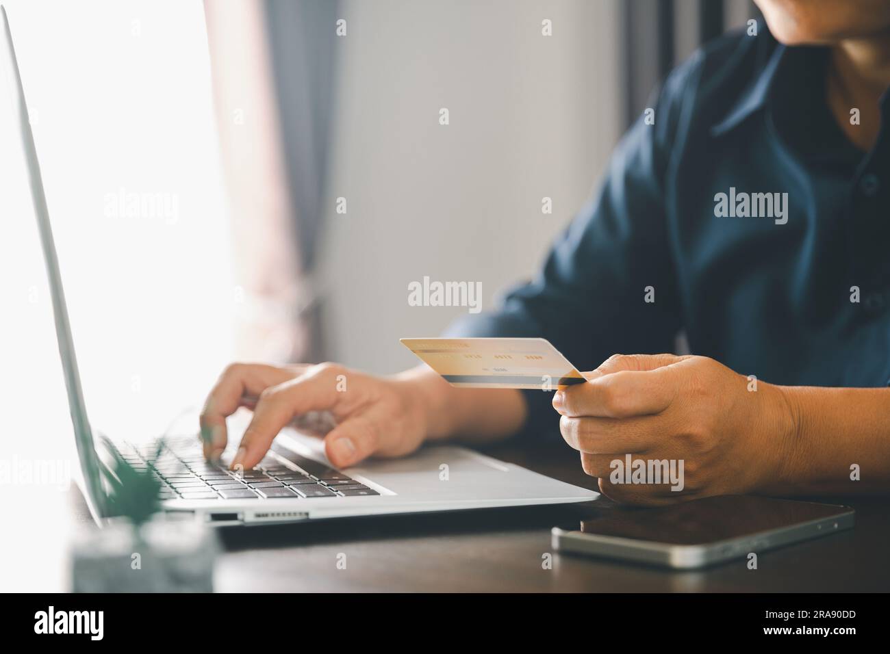 Using banking hi-res stock photography and images - Alamy