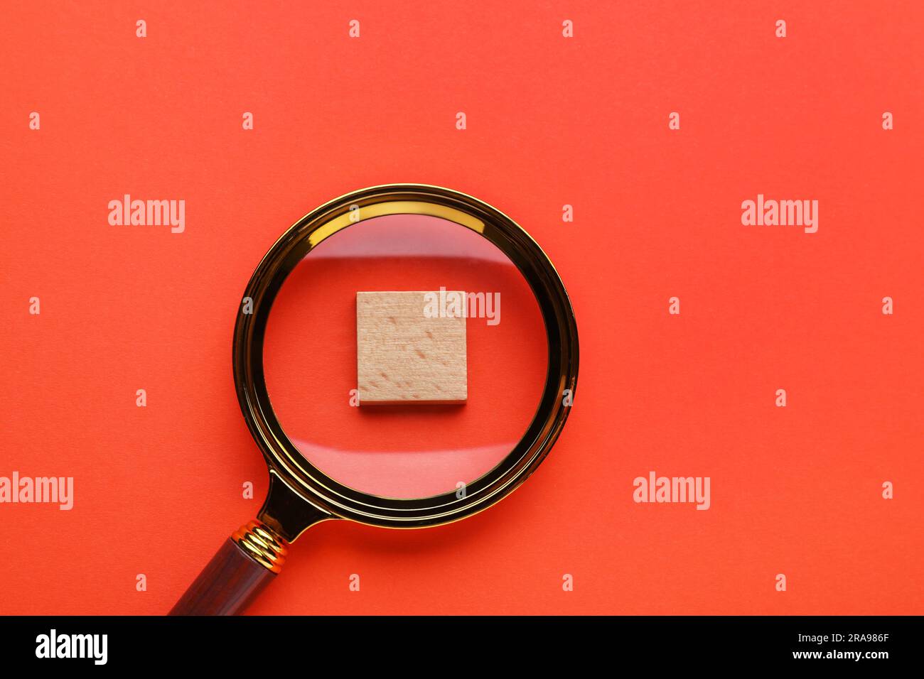 Detective looking clues magnifying glass hi-res stock photography and ...