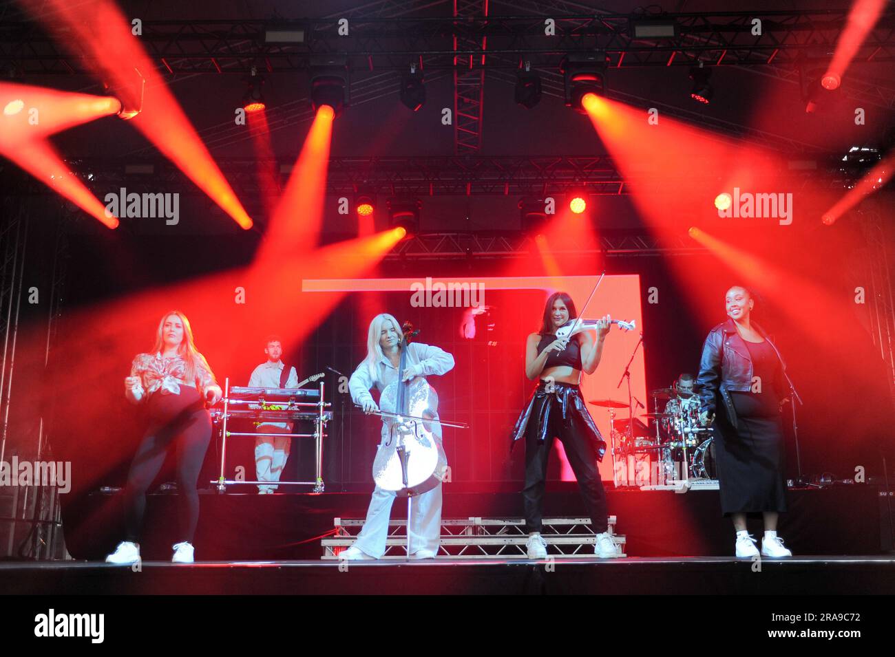 Clean Bandit ,Performing at Doncaster Racecourse , Doncaster , Uk , 01. ...