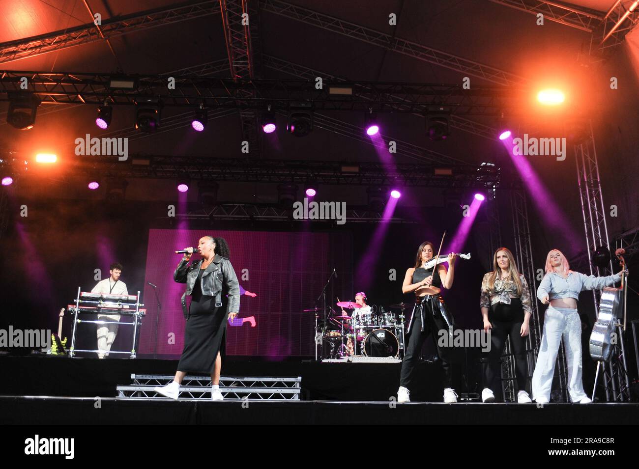 Clean Bandit ,Performing at Doncaster Racecourse , Doncaster , Uk , 01. ...