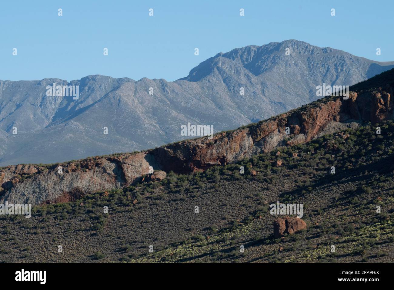 Rust red hills hi-res stock photography and images - Alamy