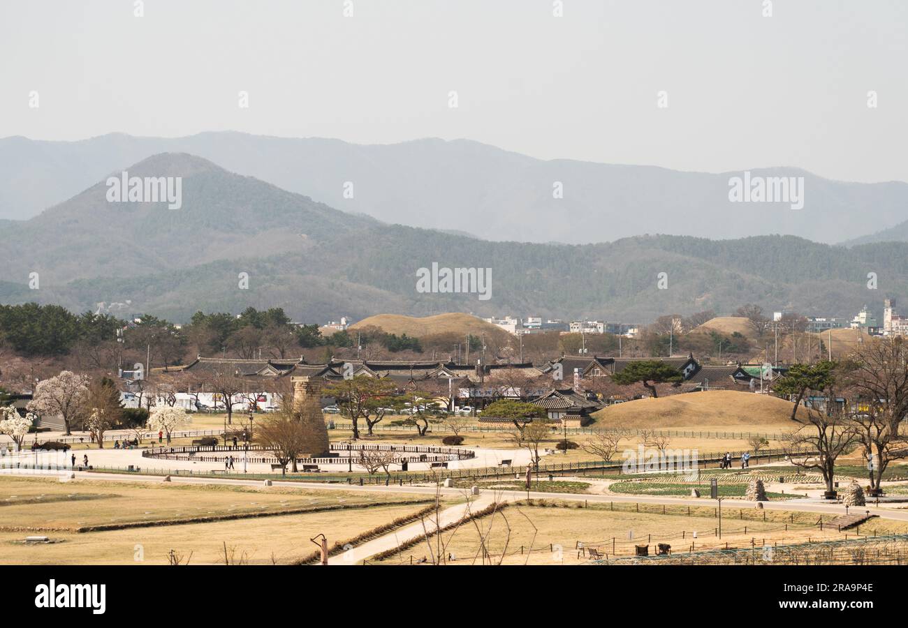 Cheomseongdae Park in spring at Gyeongju, South Korea Stock Photo - Alamy