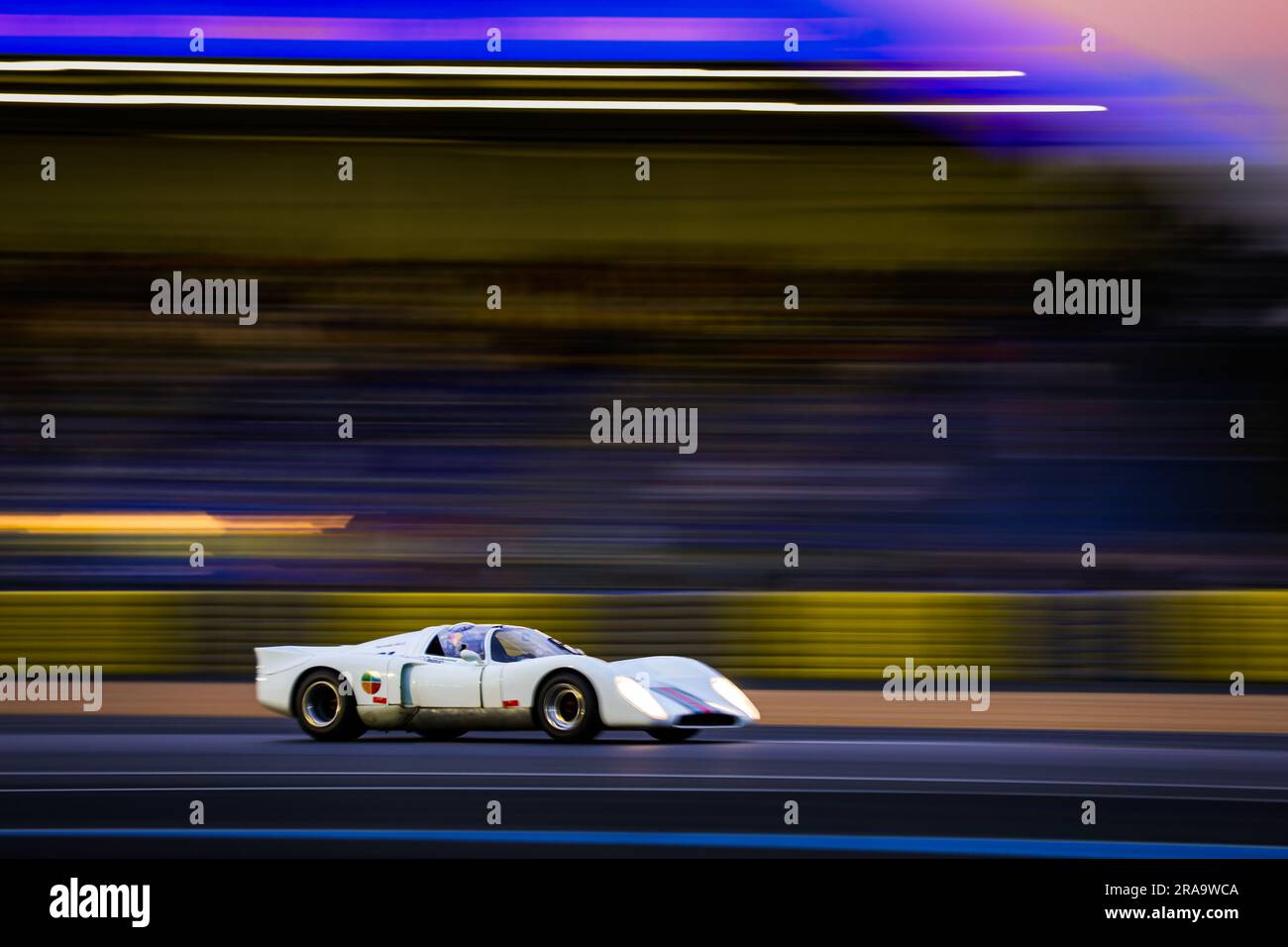 81 DESPRES (fra), GAGICK (fra), Chevron B16 1970, action during the Le ...