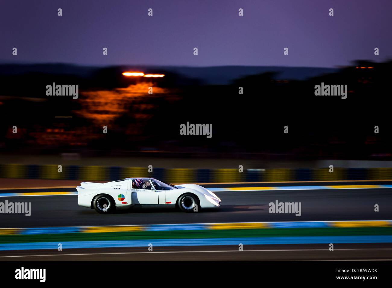 81 DESPRES (fra), GAGICK (fra), Chevron B16 1970, action during the Le ...