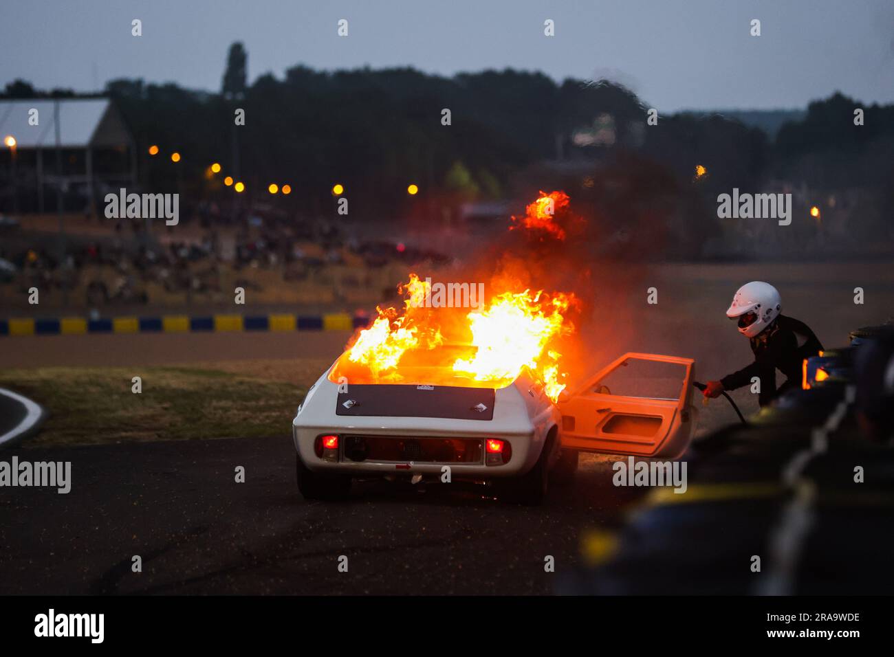 19 HUSCHKA (ger), RIMMELE (ger), Lotus 47 1967, action accident, crash ...