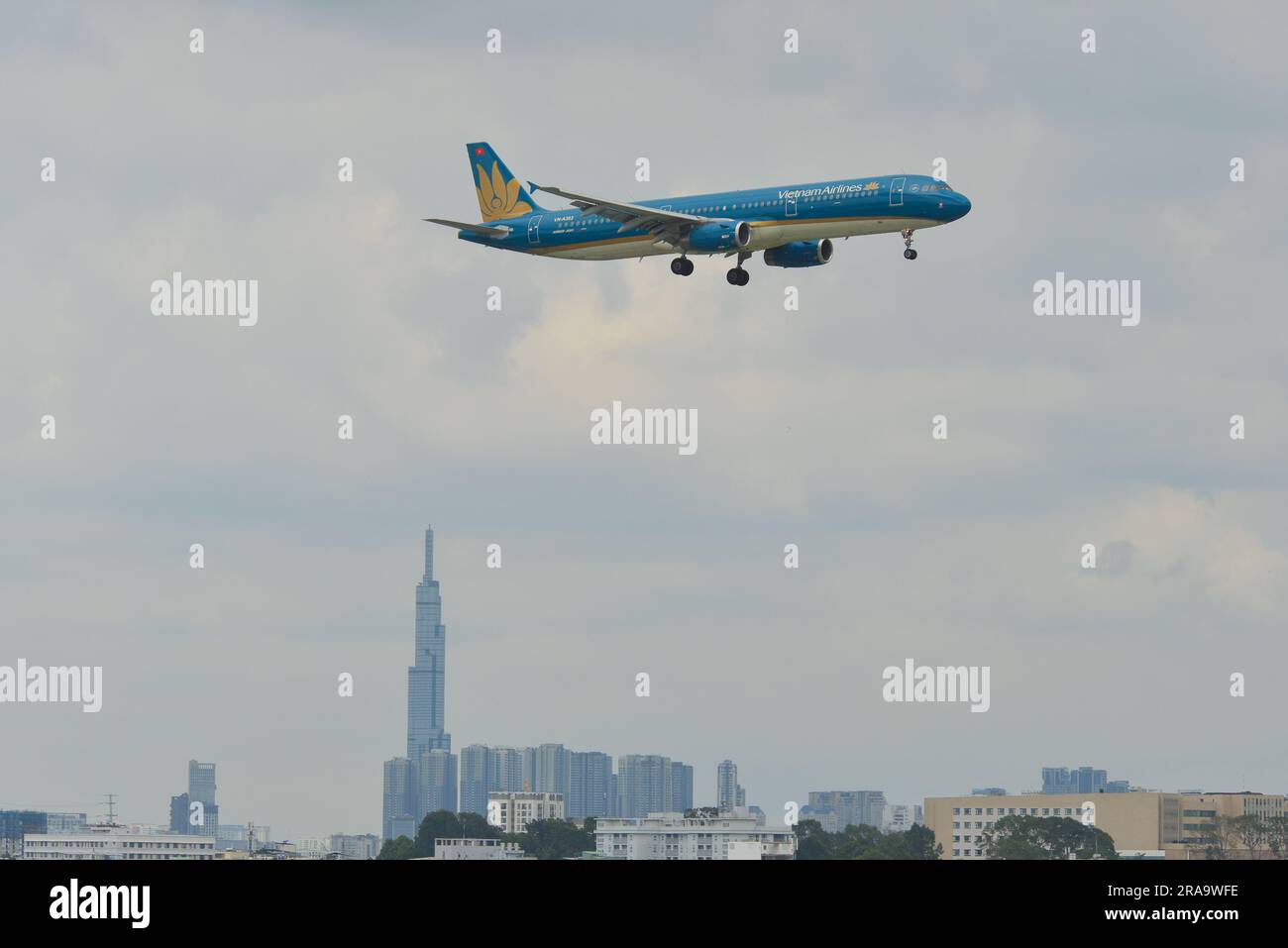 Saigon, Vietnam - Jun 28, 2023. VN-A544 VietJetAir Airbus A321 landing ...