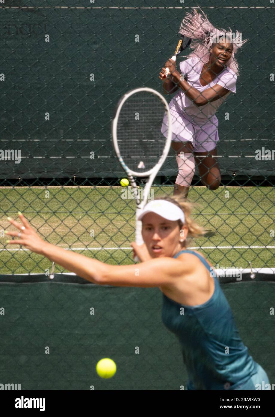London, UK. 02nd July, 2023. Belgian Elise Mertens trains next to Venus ...