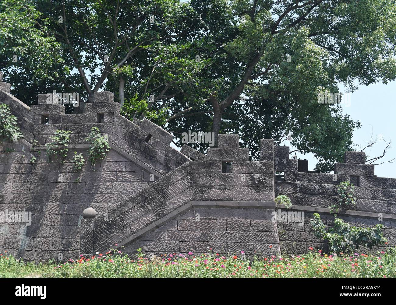 Luzhou, China's Sichuan Province. 27th June, 2023. This photo shows ...