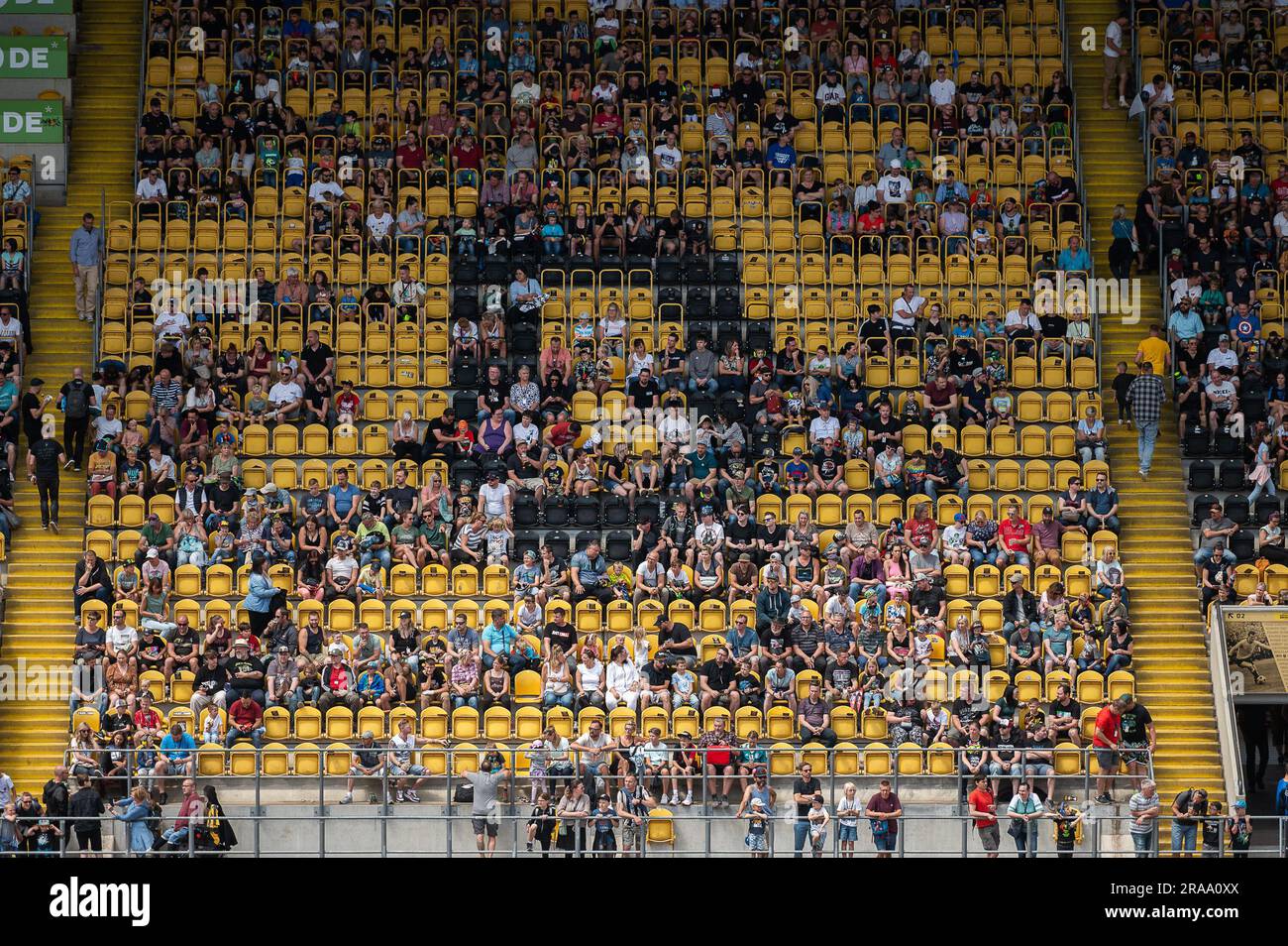 Monster jam show hi-res stock photography and images - Alamy