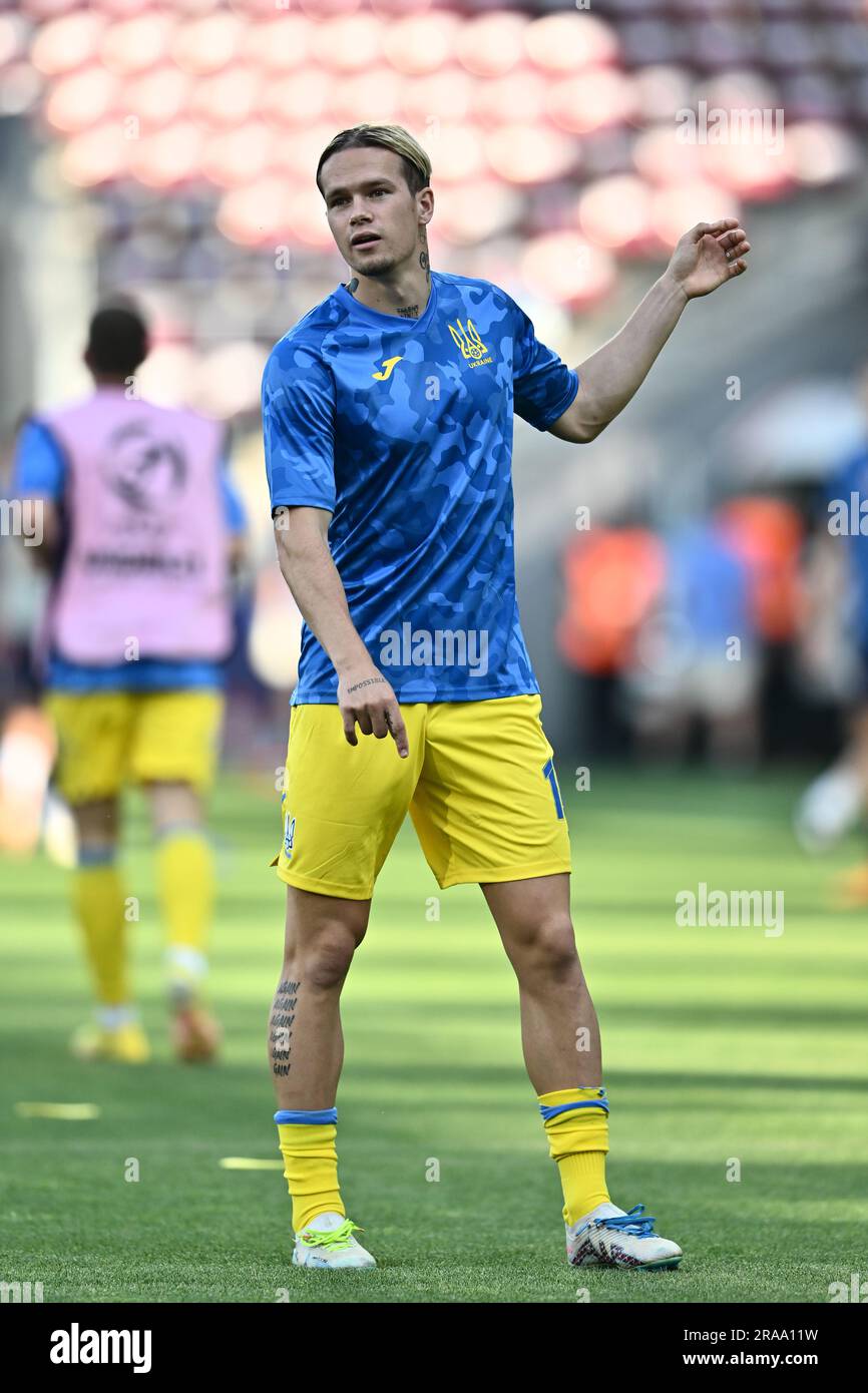 BUCHAREST, ROMANIA - JUNE 21: Mykhaylo Mudryk of Ukraine before the ...