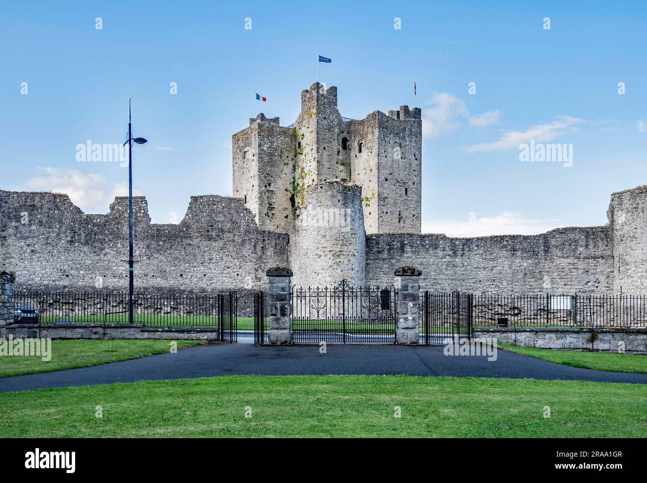 Medieval norman conquest era castle in ireland hi-res stock photography ...