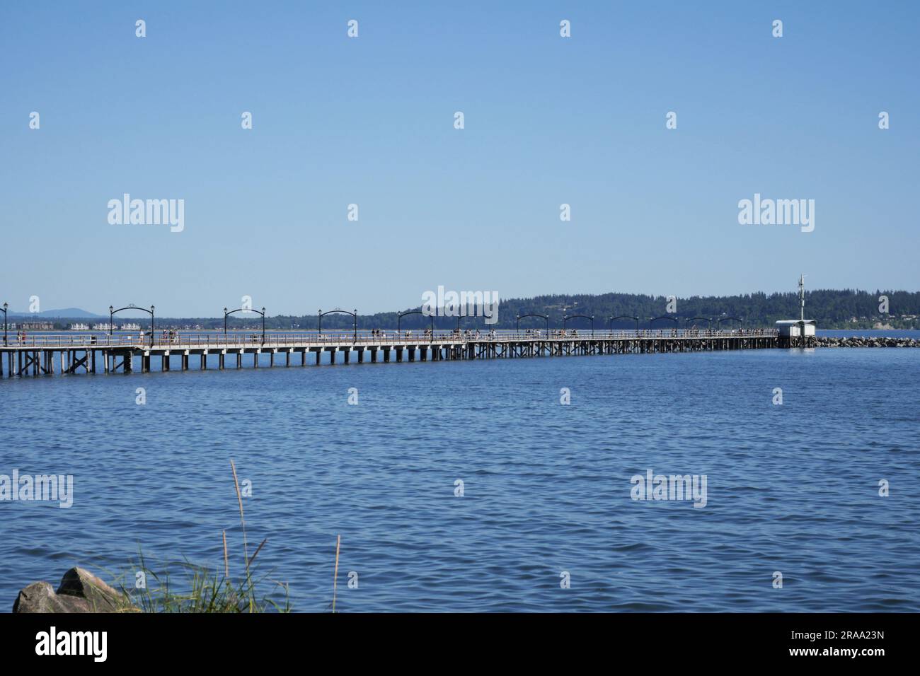 White rock pier vancouver hi-res stock photography and images - Alamy
