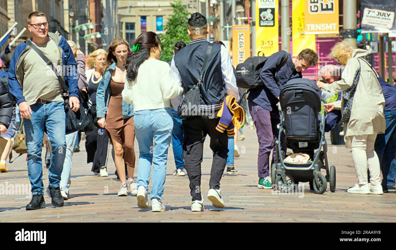 Glasgow, Scotland, UK 2nd July, 2023. UK Weather: Mild after a warm ...
