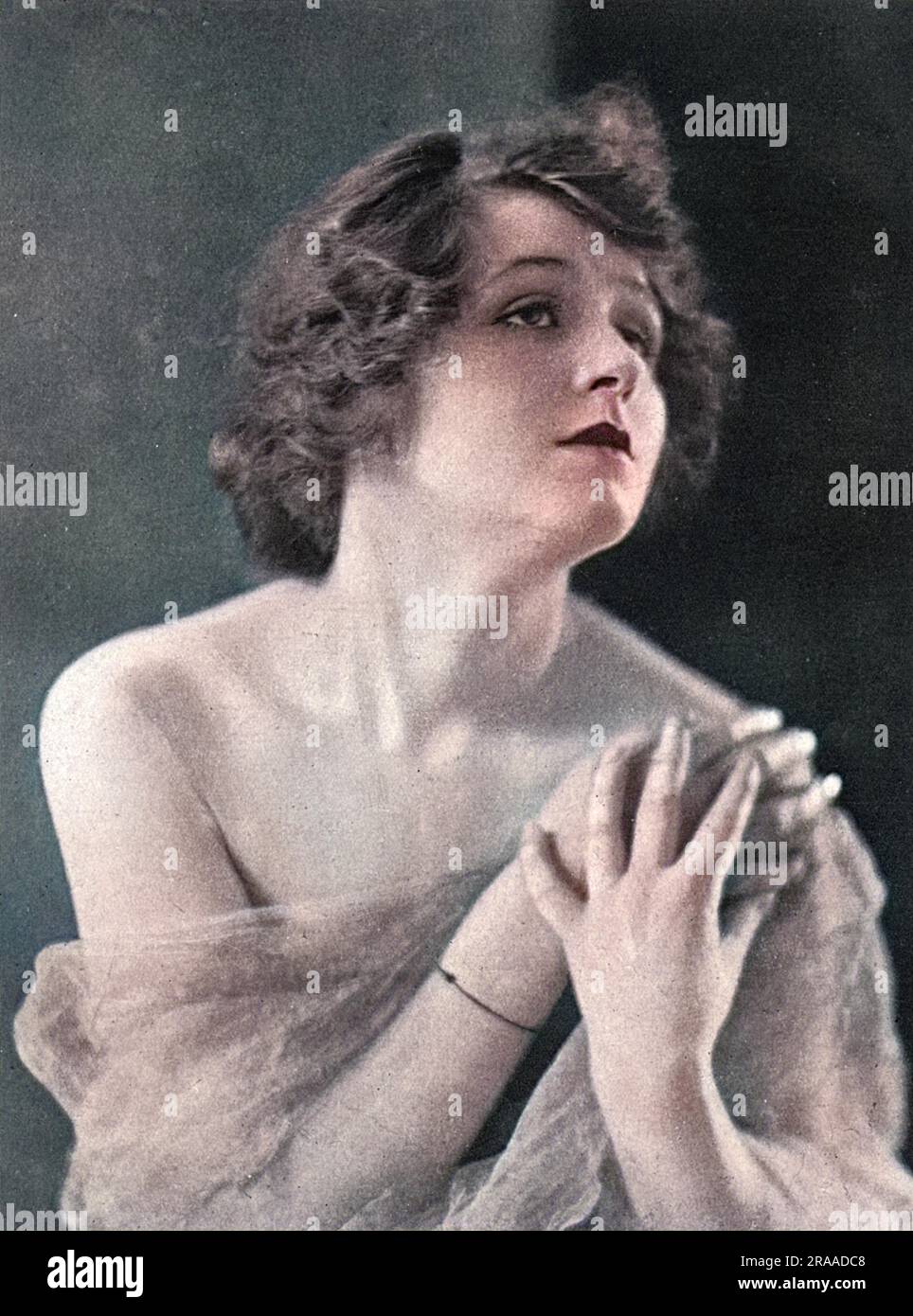 Billie Carleton (1896 - 1918), English musical comedy actress during ...