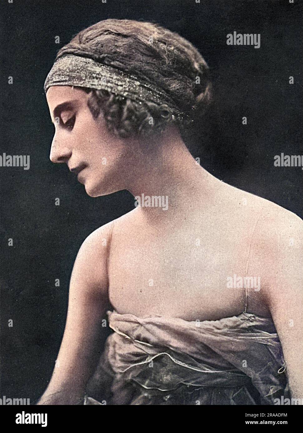 Anna Pavlova (1881 - 1931), Russian ballet dancer, pictured during an ...