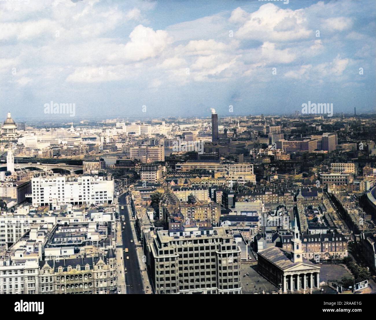 London skyline 1960s hi-res stock photography and images - Alamy