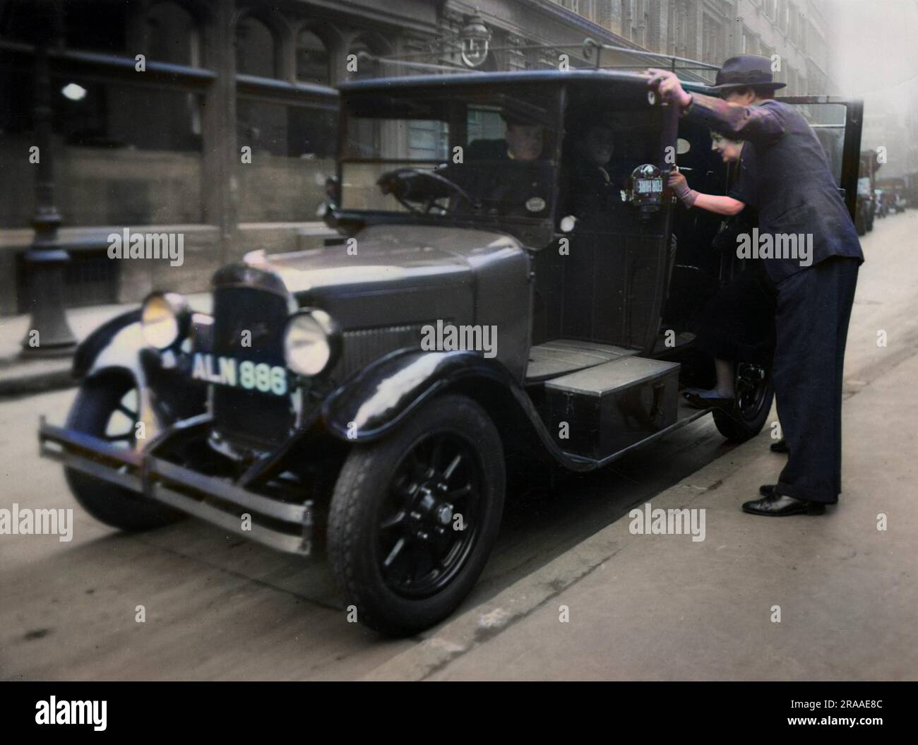 1930s taxi cab hi-res stock photography and images - Alamy
