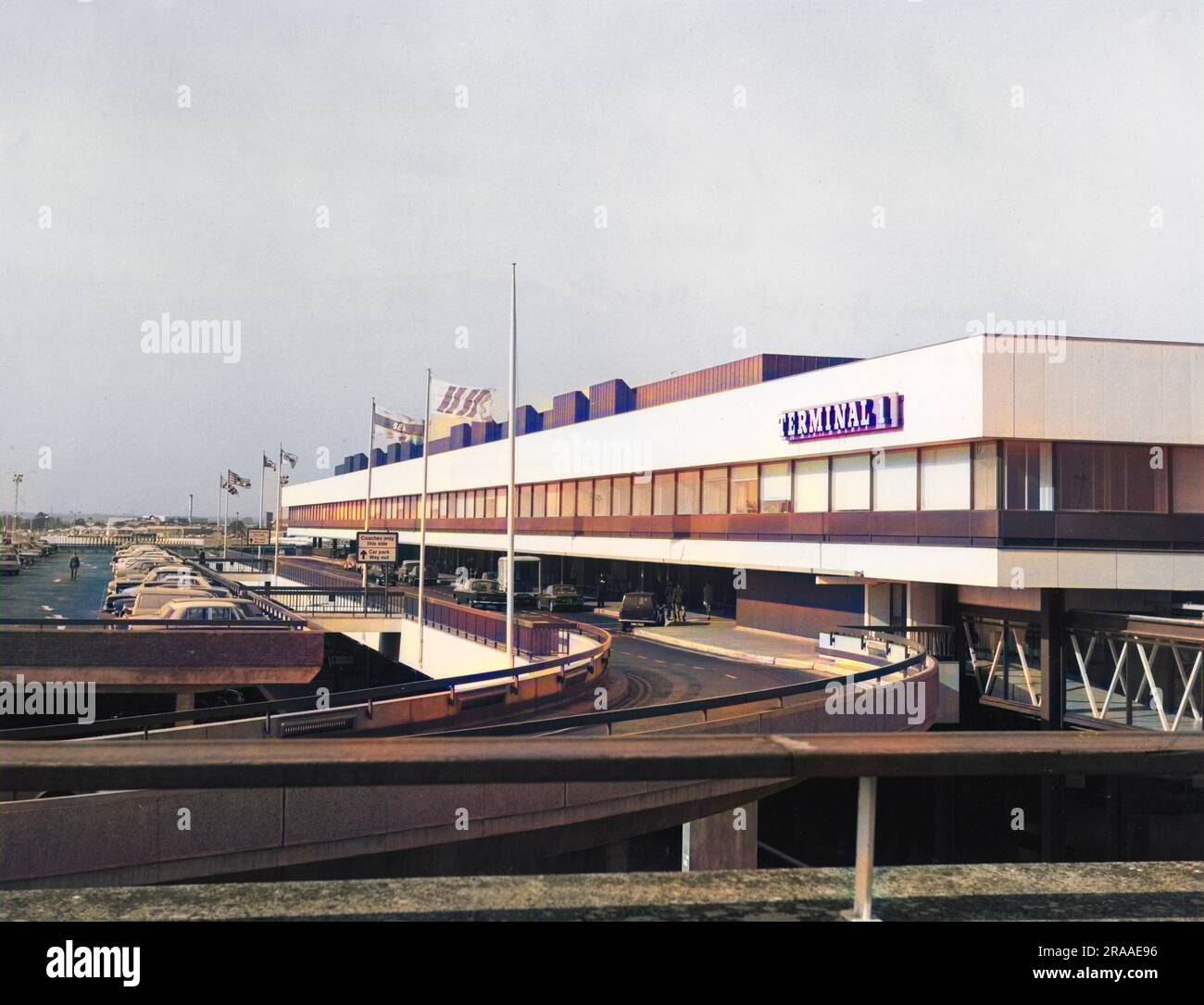 The brand new Terminal 1 buildings at London Heathrow Airport. Date ...