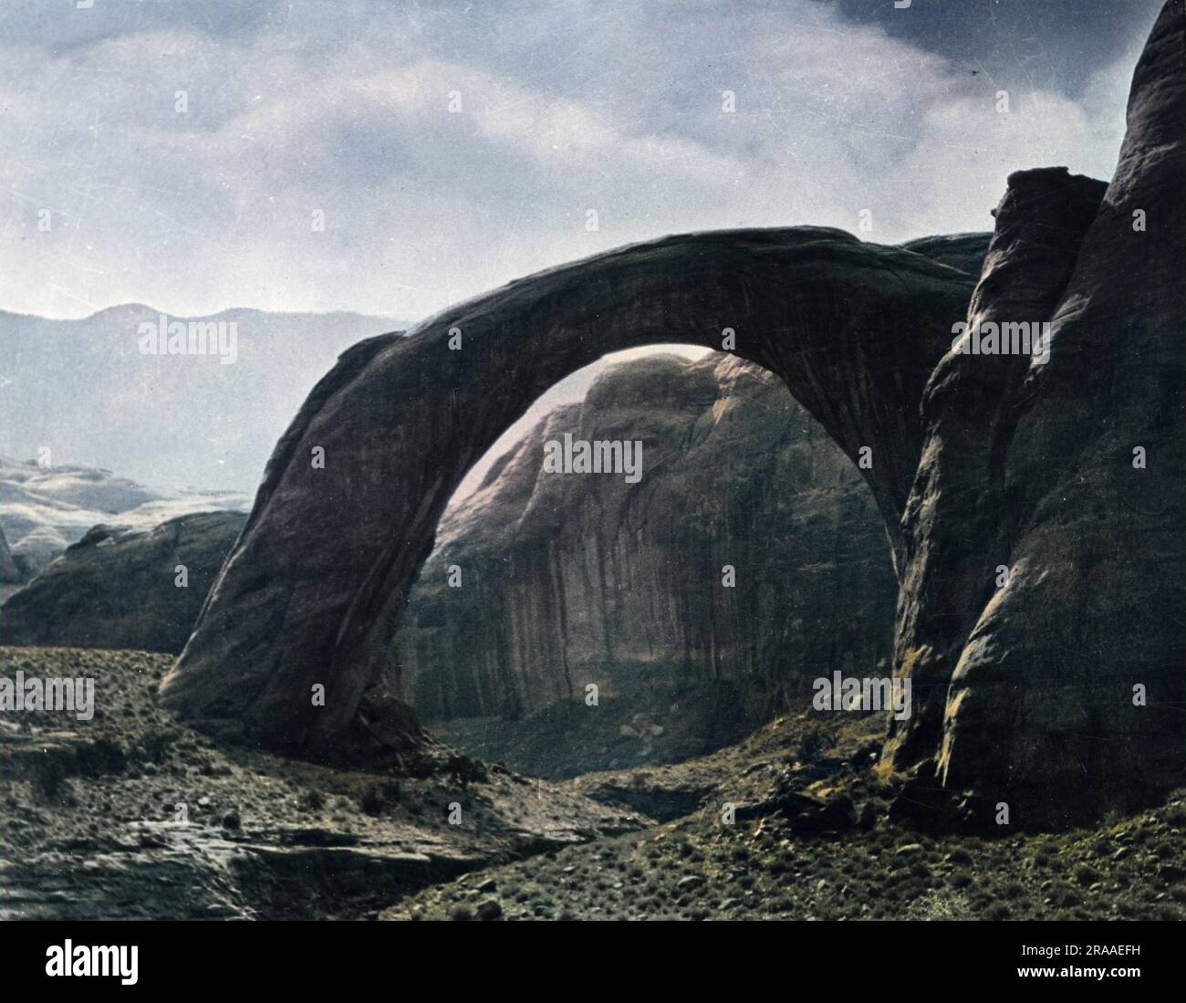 A natural formation rock bridge in California, U.S.A. Date: 1930s Stock ...