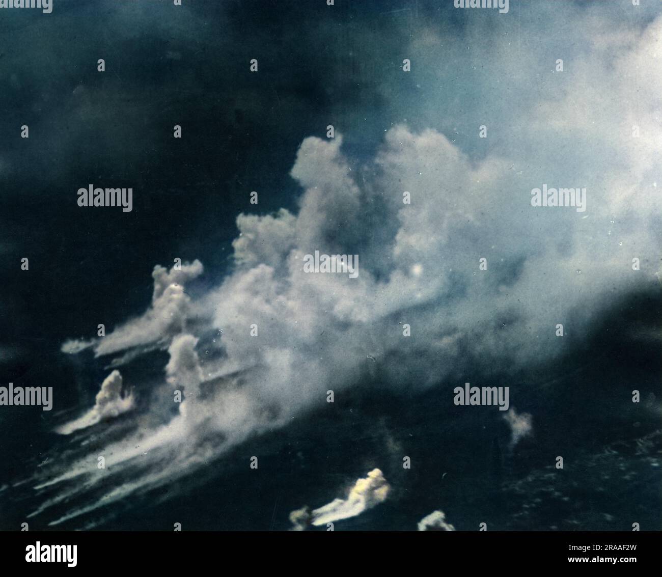 Ww1 gas attack hi-res stock photography and images - Alamy