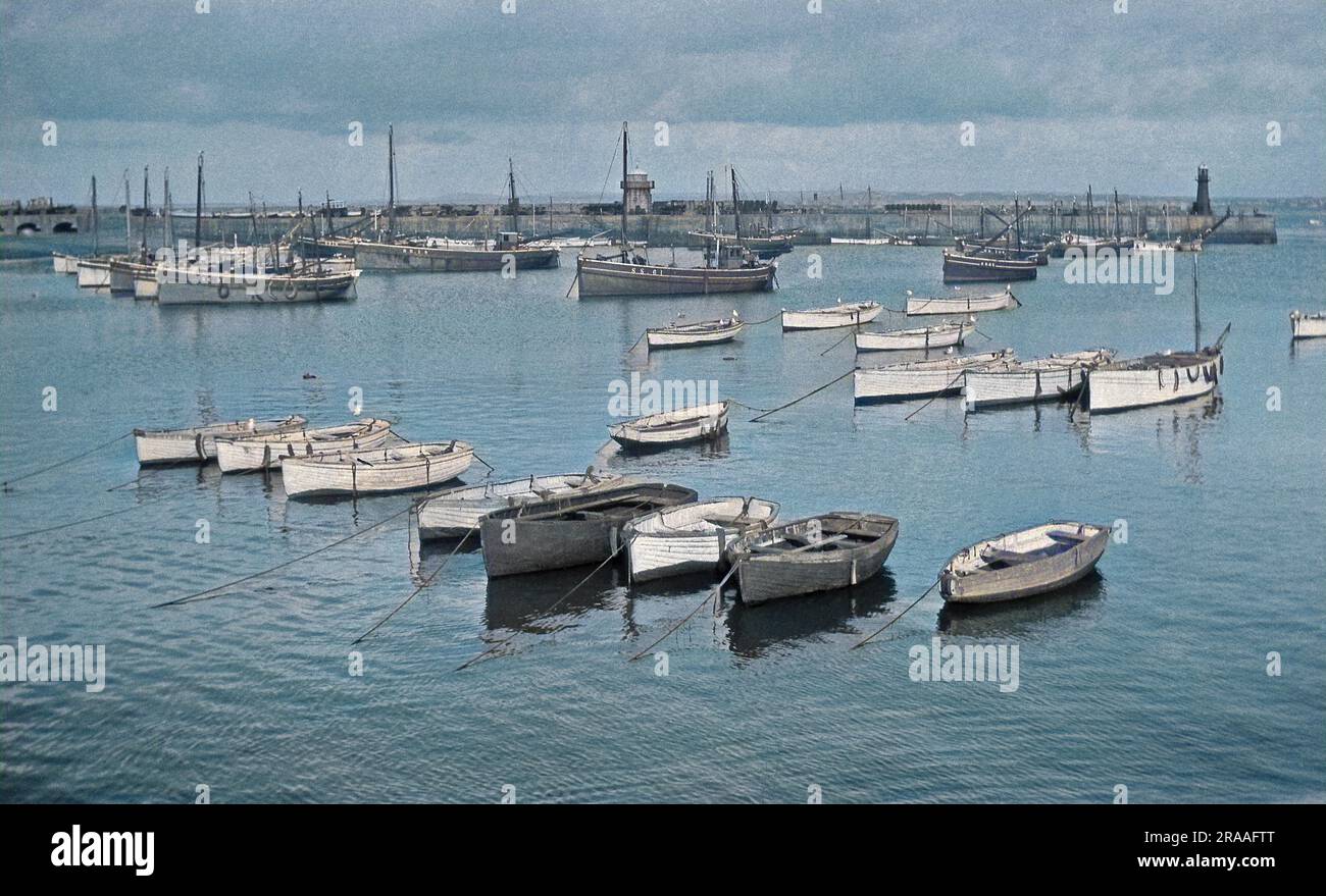 1920s fishing boats hi-res stock photography and images - Alamy