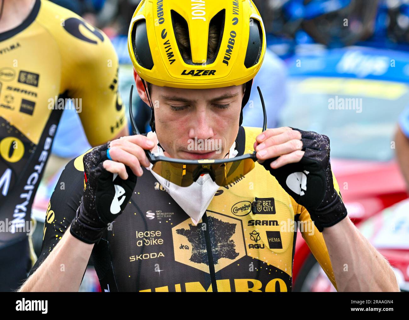 Defending champion Jonas VINGEGAARD getting ready before the start of ...
