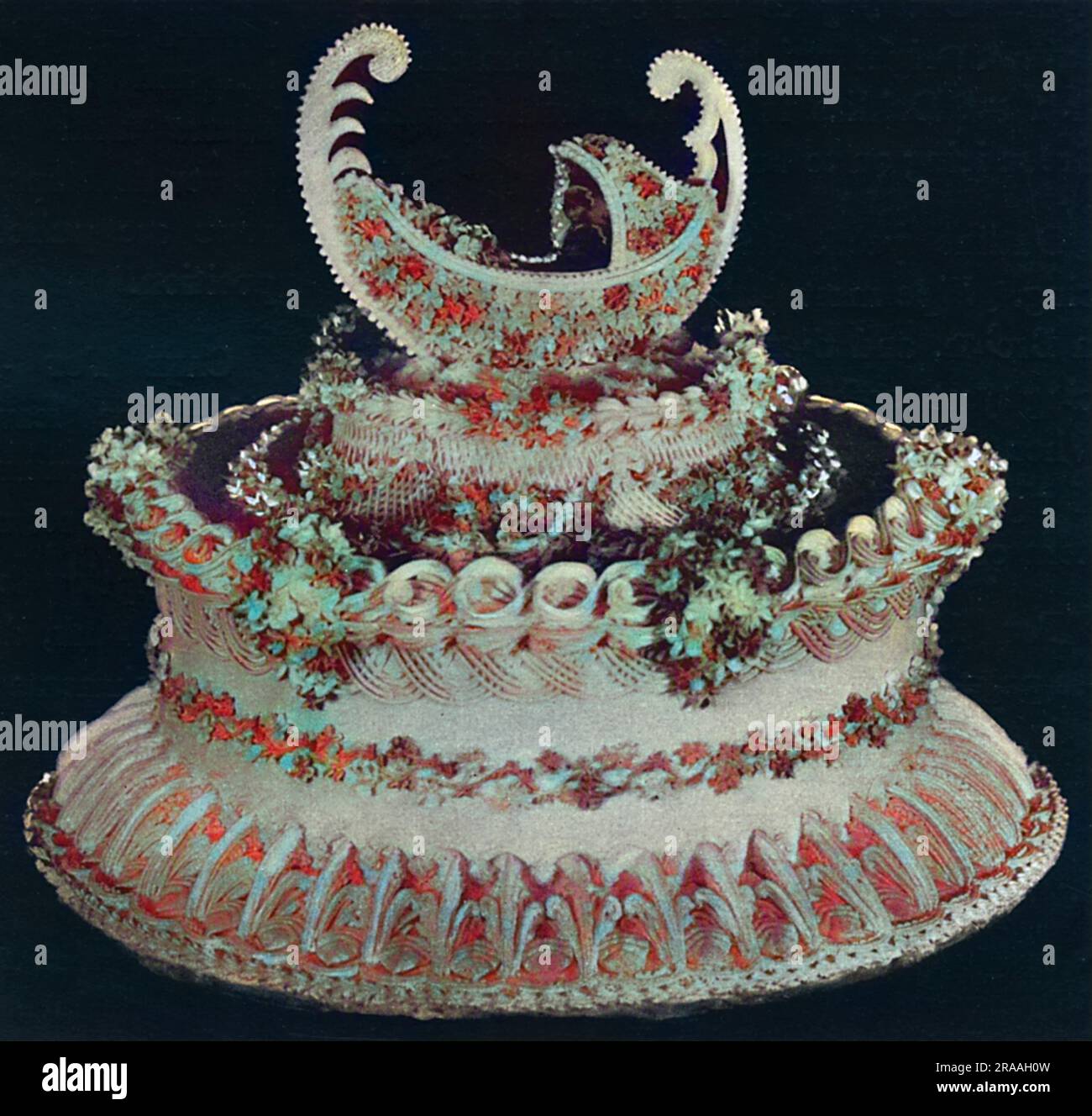 One Tier Wedding Cake with Gondola. Courtesy of Mrs Josephine Lambeth ...