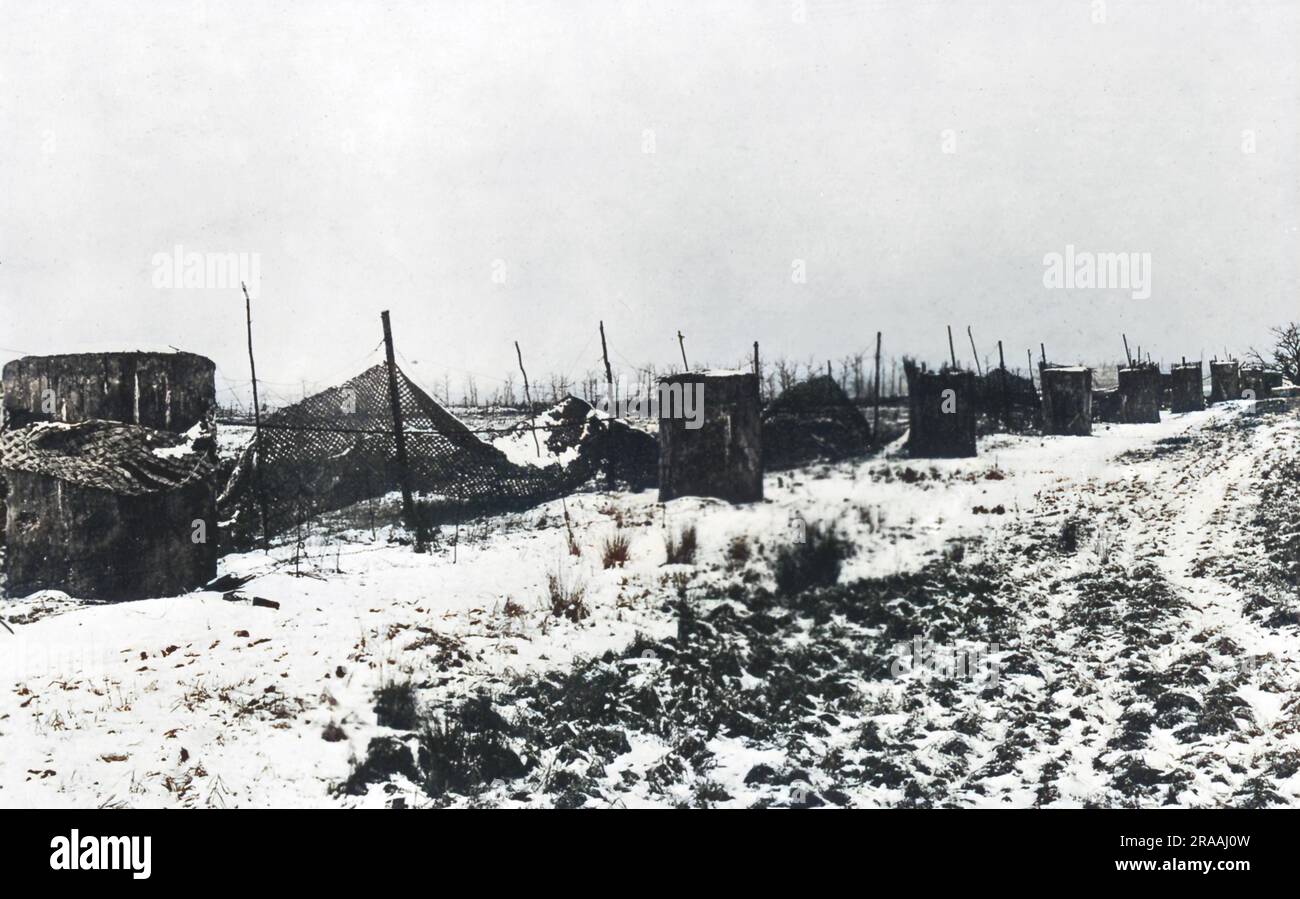 A winter scene on the Western Front in France during World War One ...