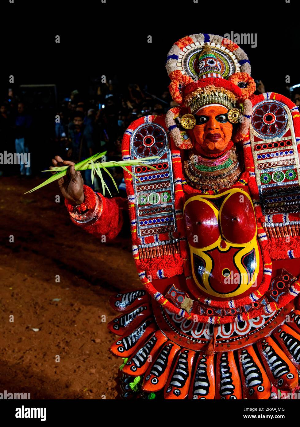 Capturing the Mystical Splendor of Theyyam: Vibrant Images of Kerala's ...