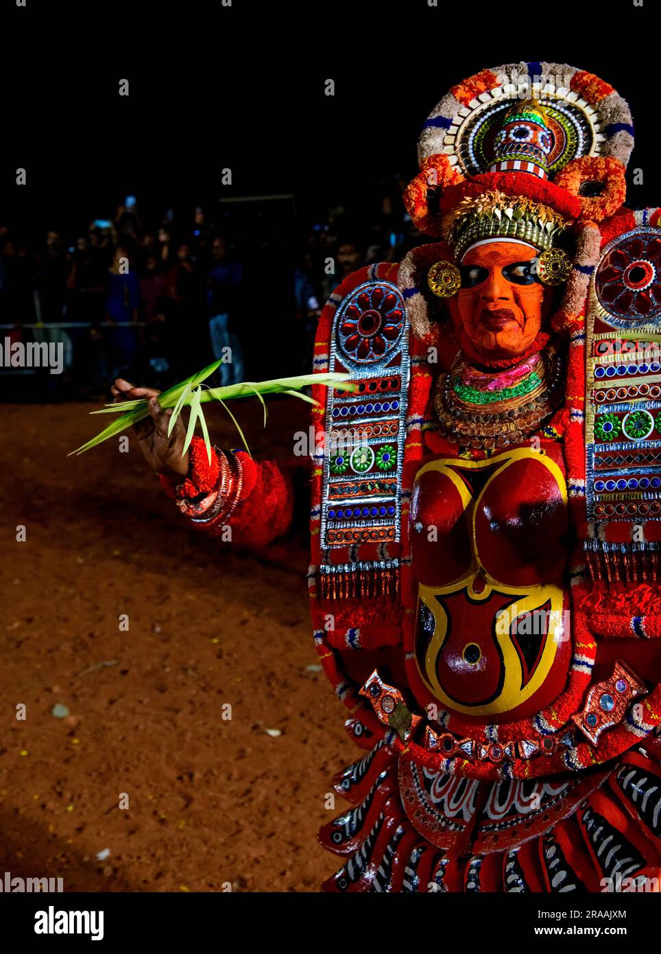 Capturing the Mystical Splendor of Theyyam: Vibrant Images of Kerala's ...