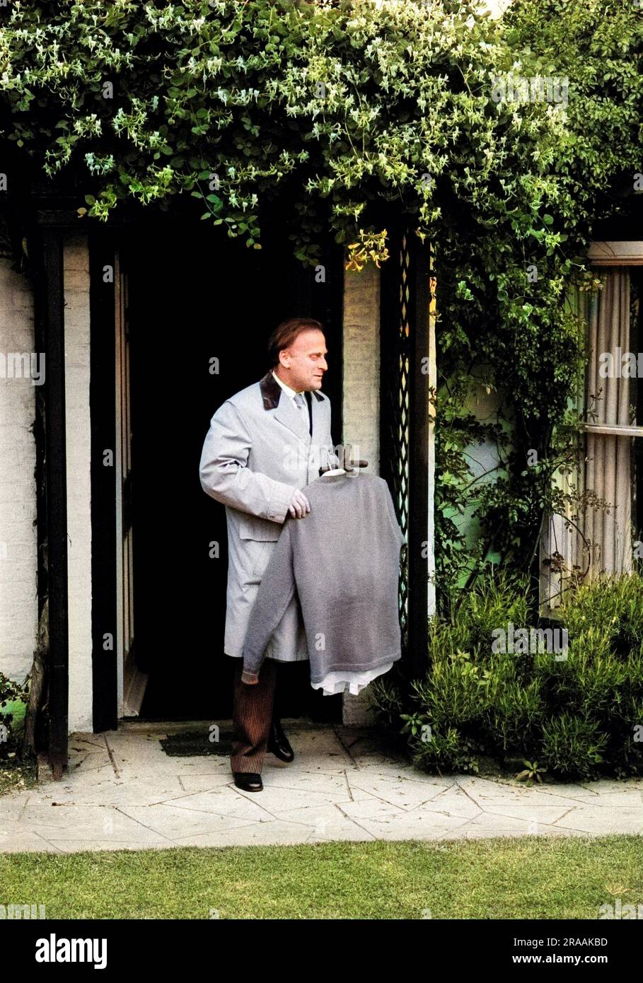 Yehudi Menuhin leaving the home of Clifford and Mrs Heron before the ...