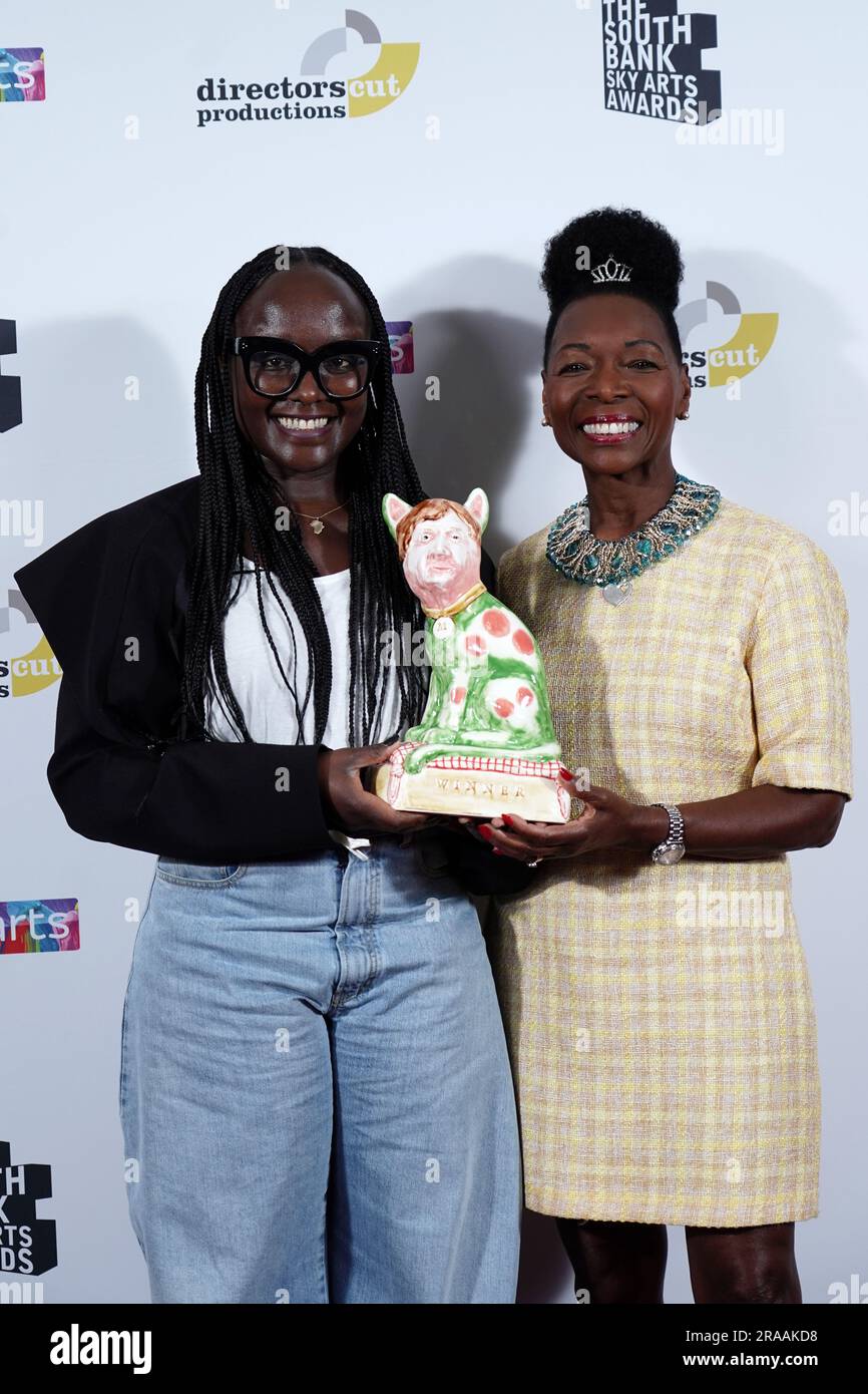 Baroness Dame Floella Benjamin (right) presents Lynette Yiadom with the ...