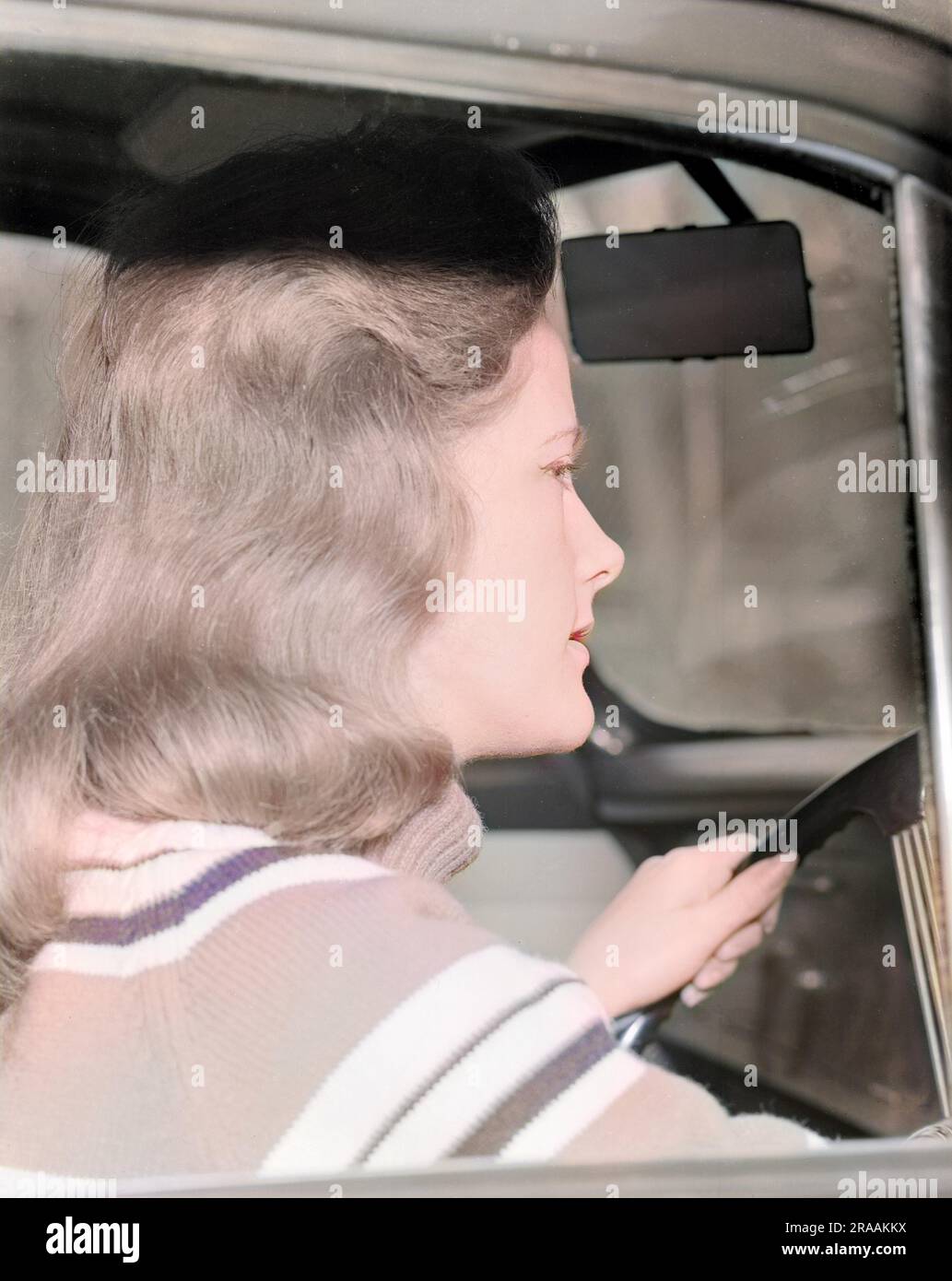 Women driving a car hi-res stock photography and images - Alamy