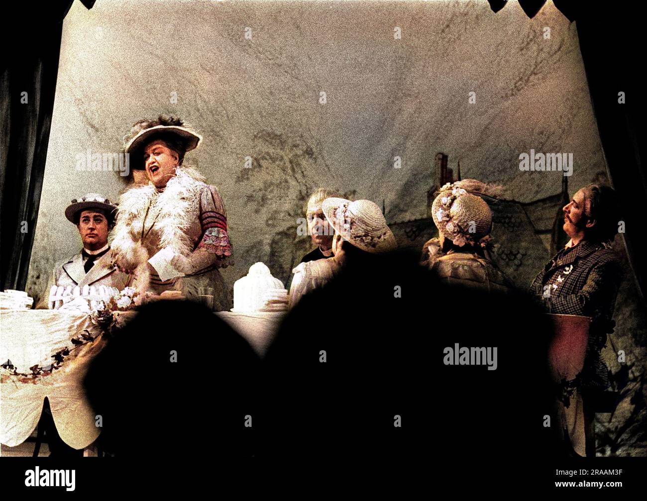 Jennifer vyvyan hi-res stock photography and images - Alamy