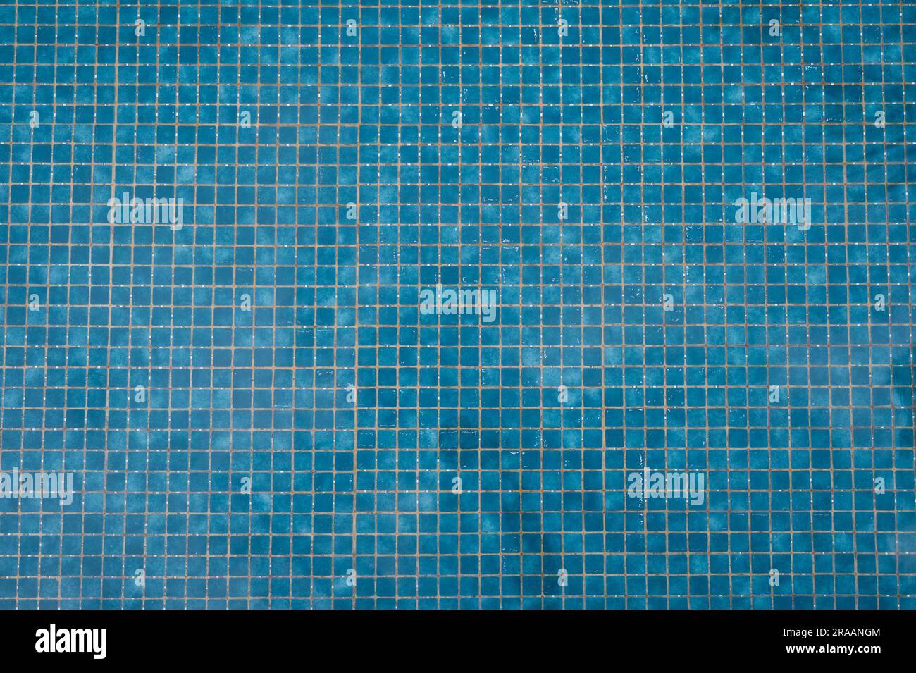 Blue water pool underwater view hi-res stock photography and images - Alamy