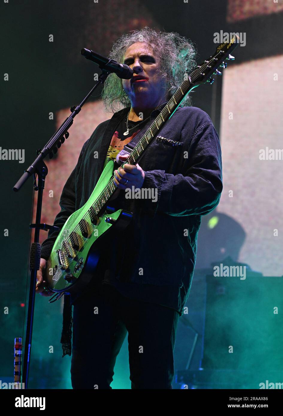 Shows of a lost world tour hi-res stock photography and images - Alamy