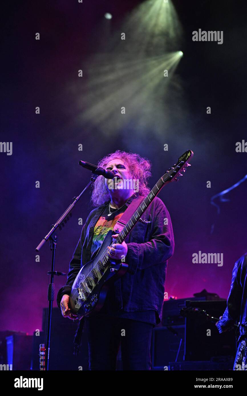 Shows of a lost world tour hi-res stock photography and images - Alamy