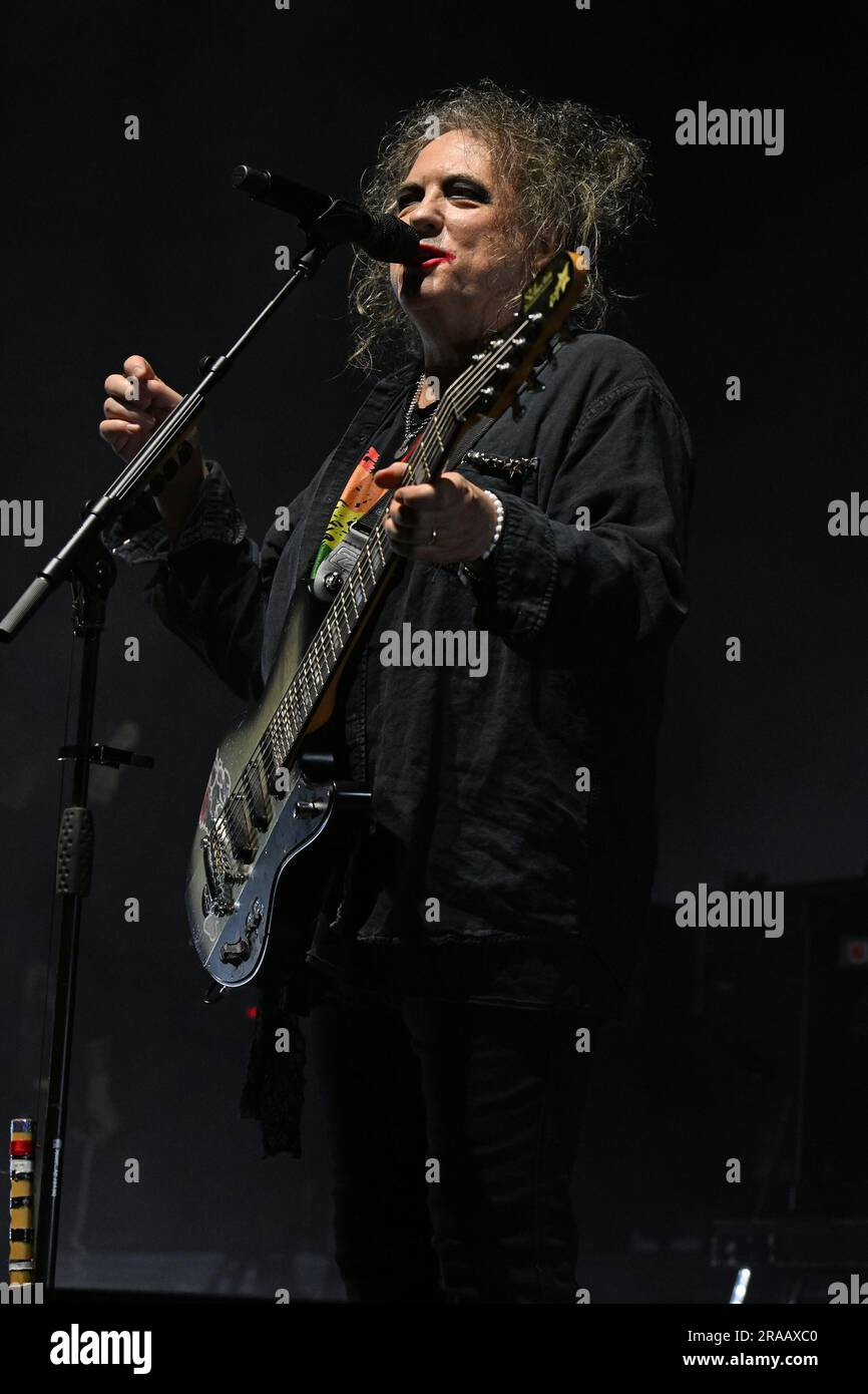 Shows of a lost world tour hi-res stock photography and images - Alamy