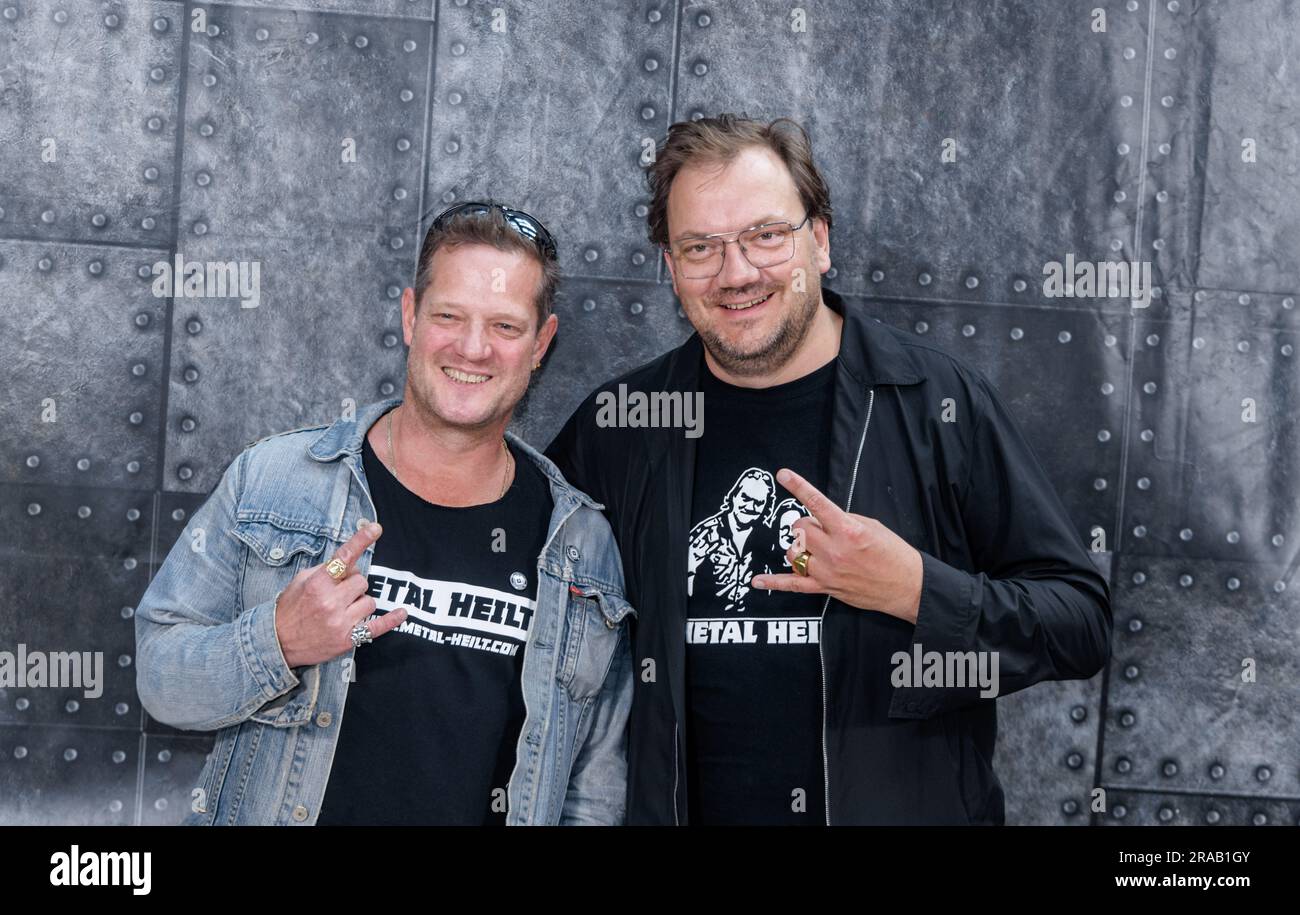 Hamburg, Germany. 02nd July, 2023. Actors Aurel Manthei (l) and Charly ...