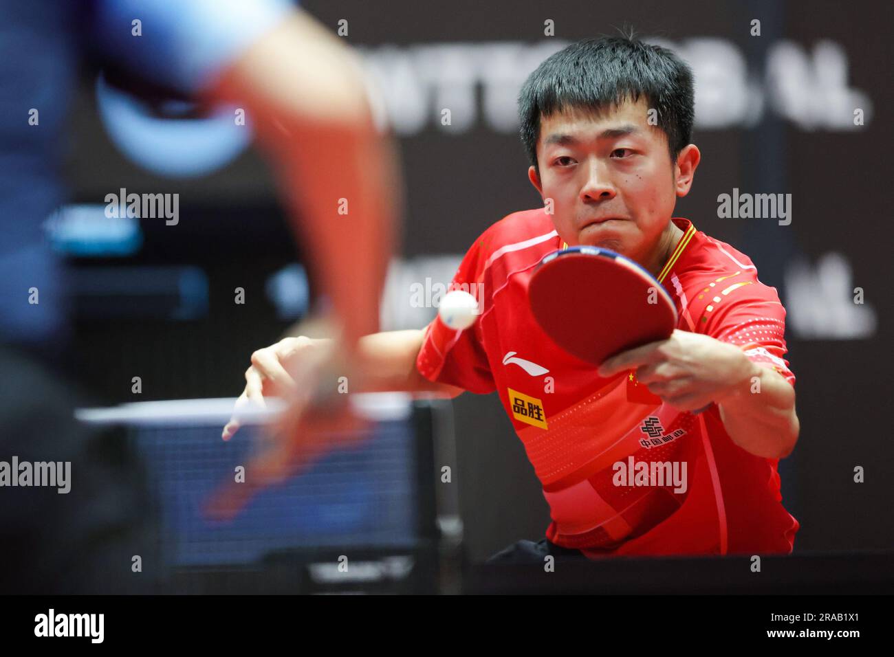 Mens table tennis doubles final hi-res stock photography and images - Alamy