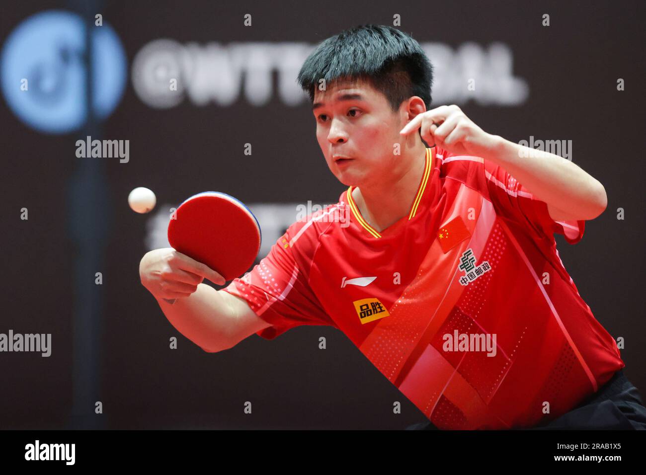 Mens table tennis doubles final hi-res stock photography and images - Alamy
