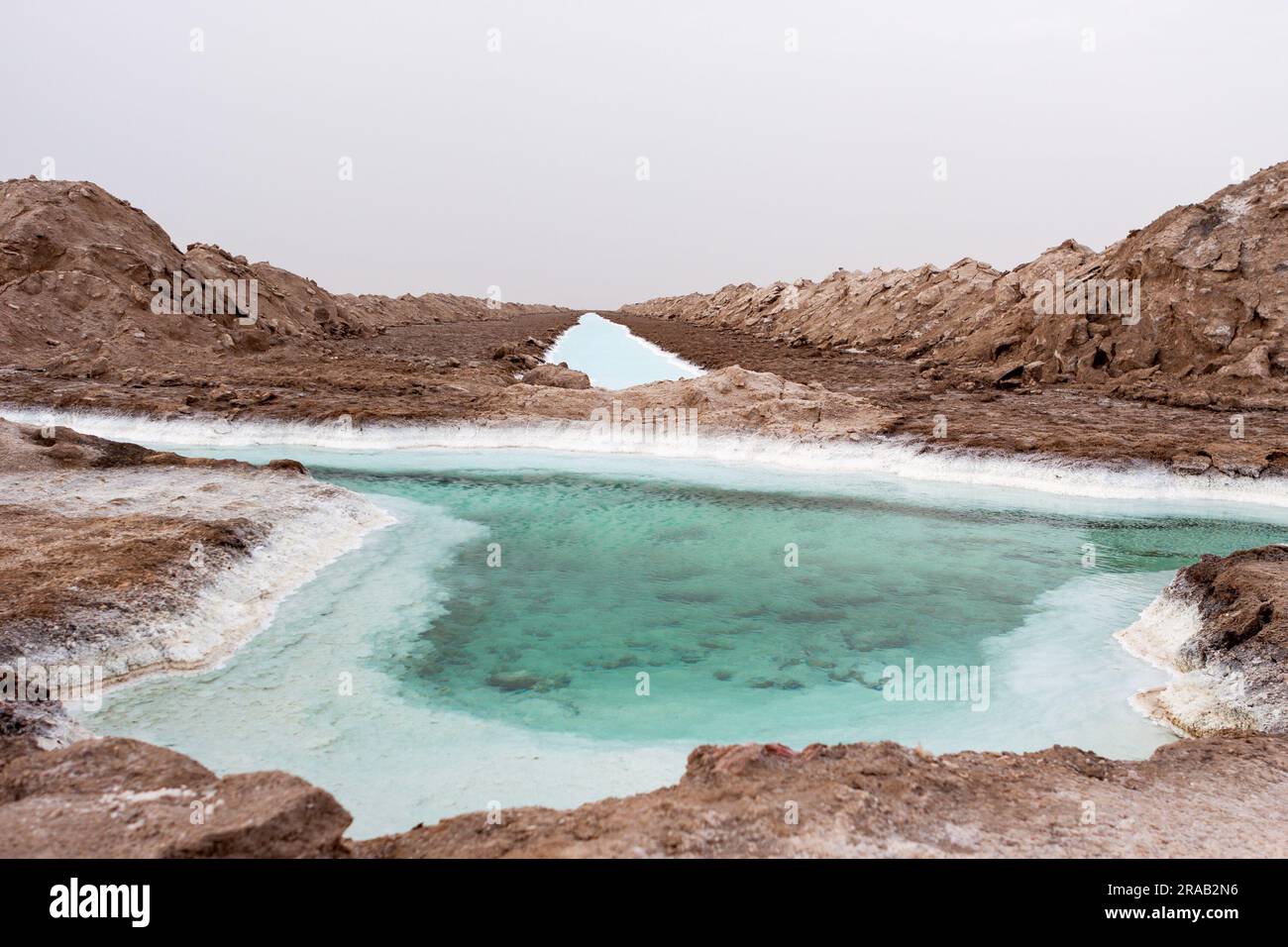 Salt mine water pond in Dasht-e Kavir desert, Isfahan province, Iran ...