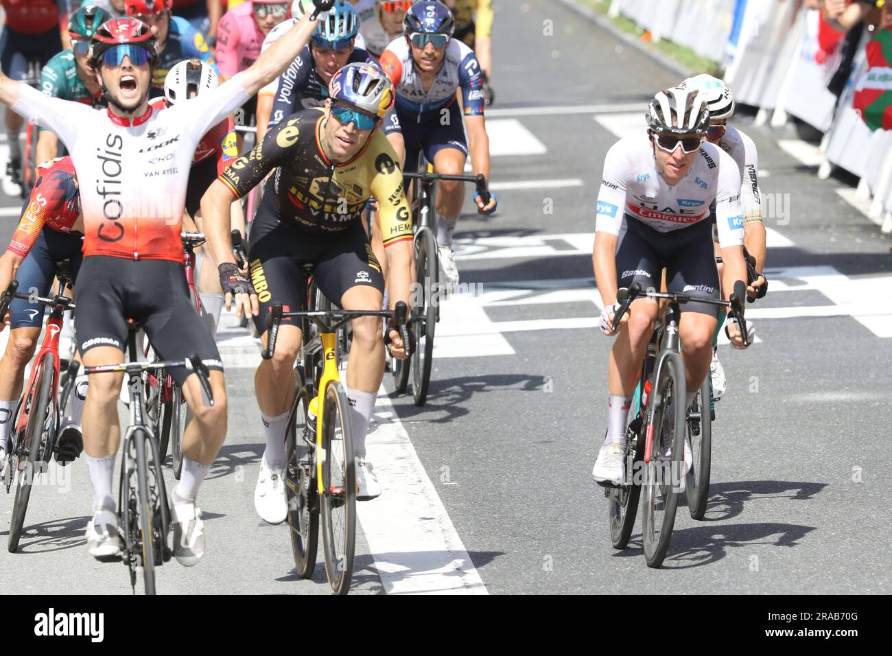 Victor yates hi-res stock photography and images - Alamy