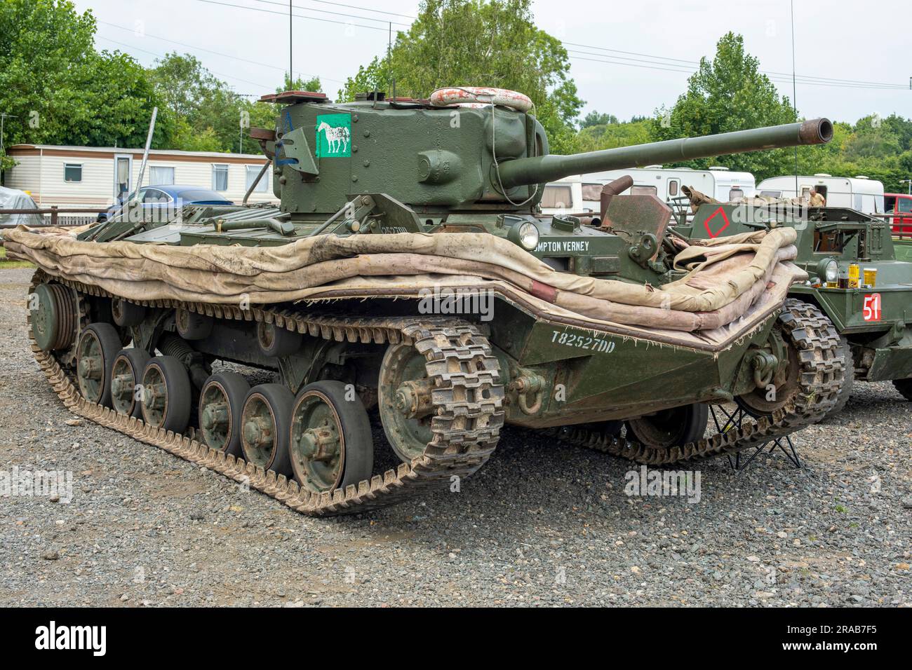 Amphibious valentine tank hi-res stock photography and images - Alamy