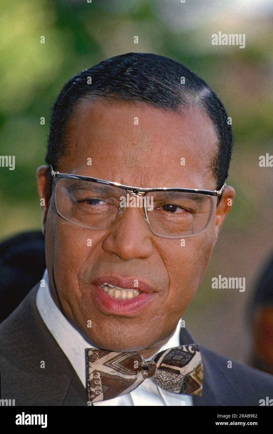 WASHINGTON DC - OCTOBER 12, 1997 Nation of Islam leader Louis Farrakhan ...