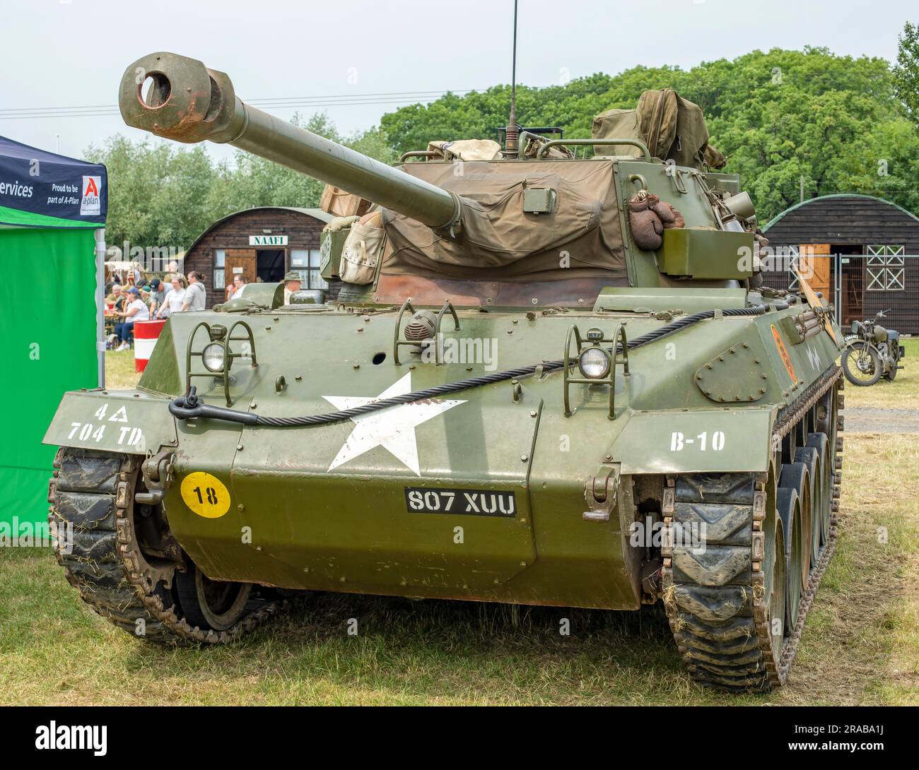 Wartime division hi-res stock photography and images - Alamy